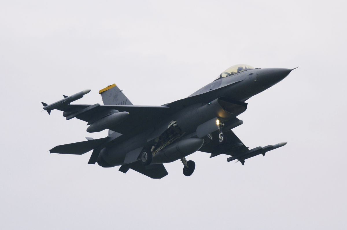 ミサワ35FWのF-16C | GANREF