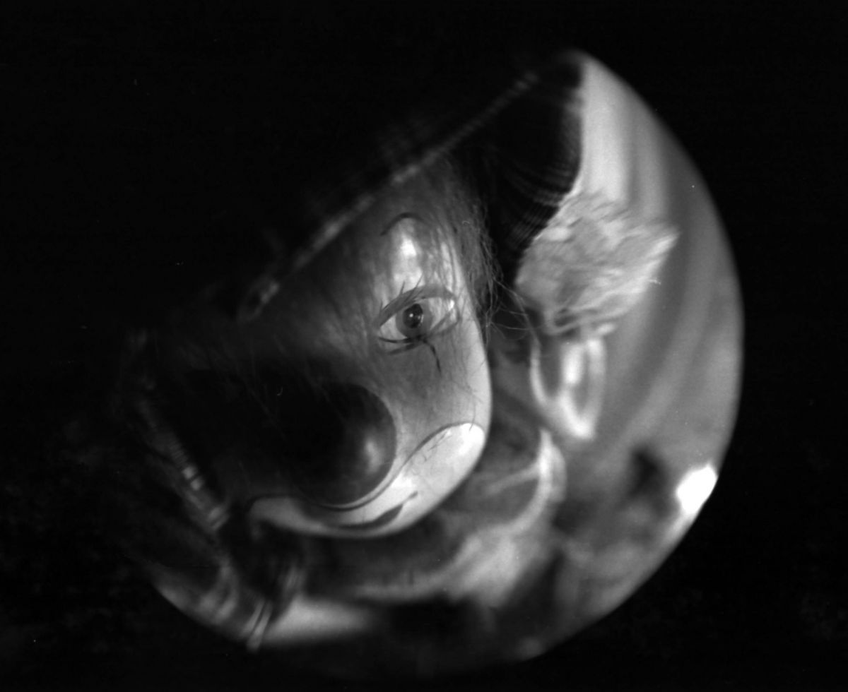 Cracked Actor | GANREF