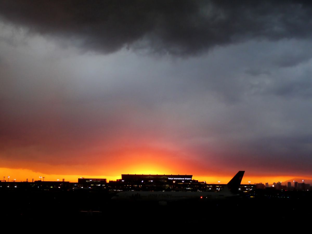 Haneda Sunset | GANREF