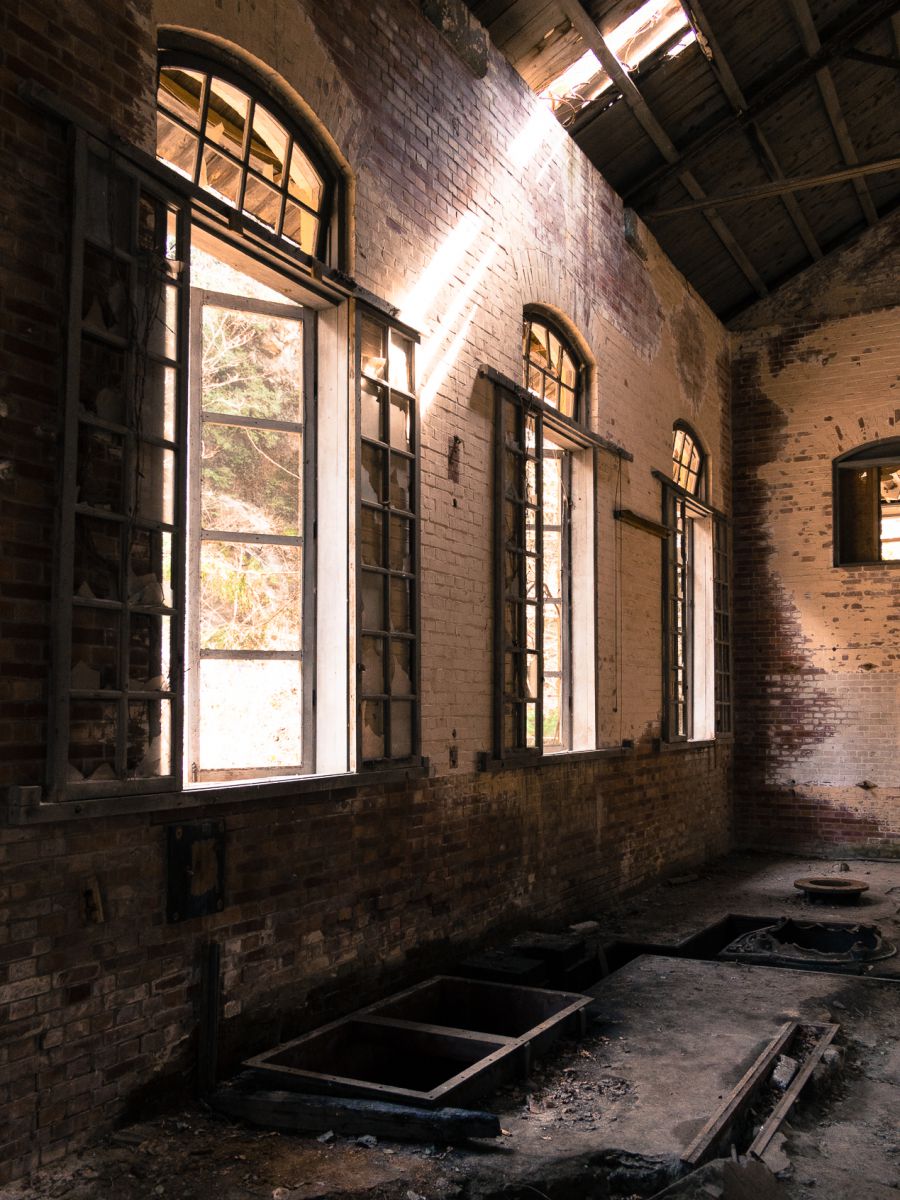 Spring sunlight | GANREF