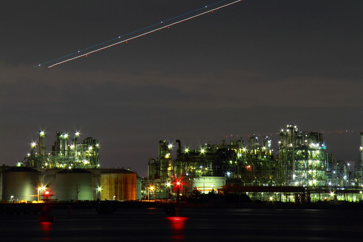 metallic night | GANREF