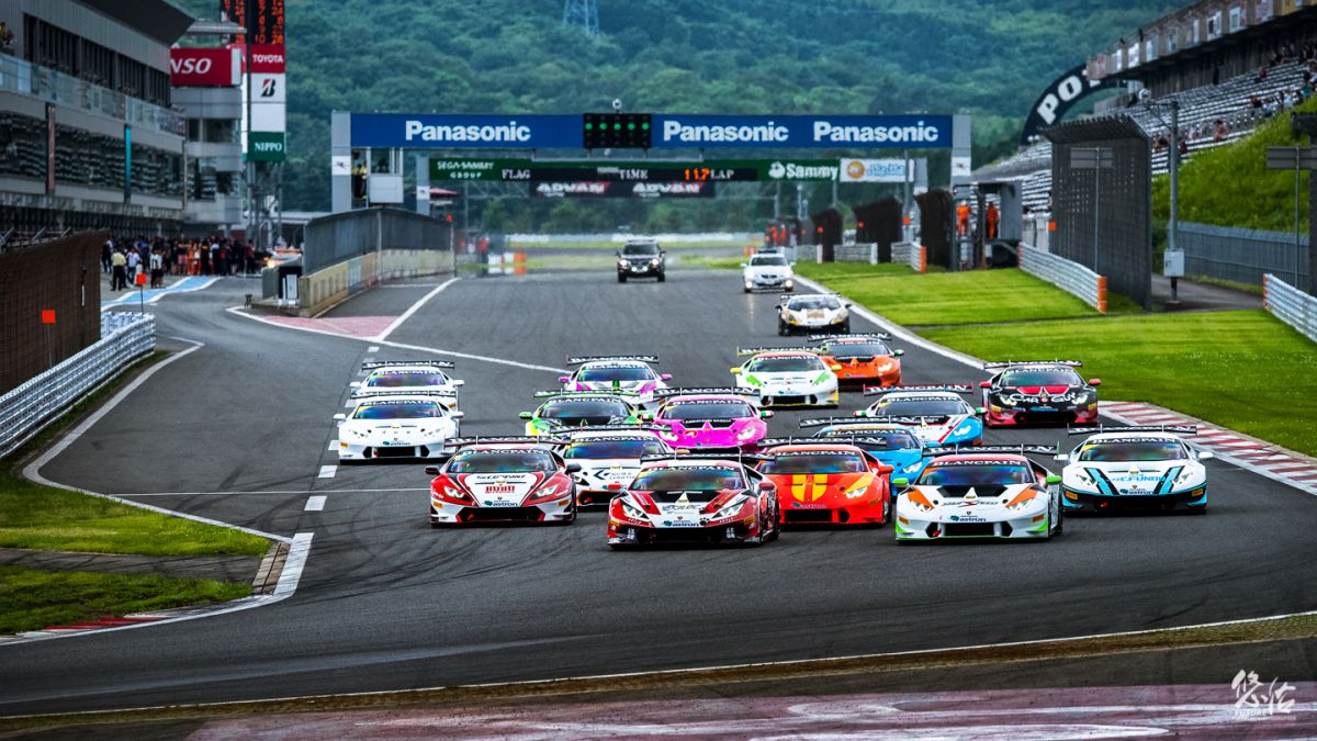 Lamnborghini attack. | GANREF