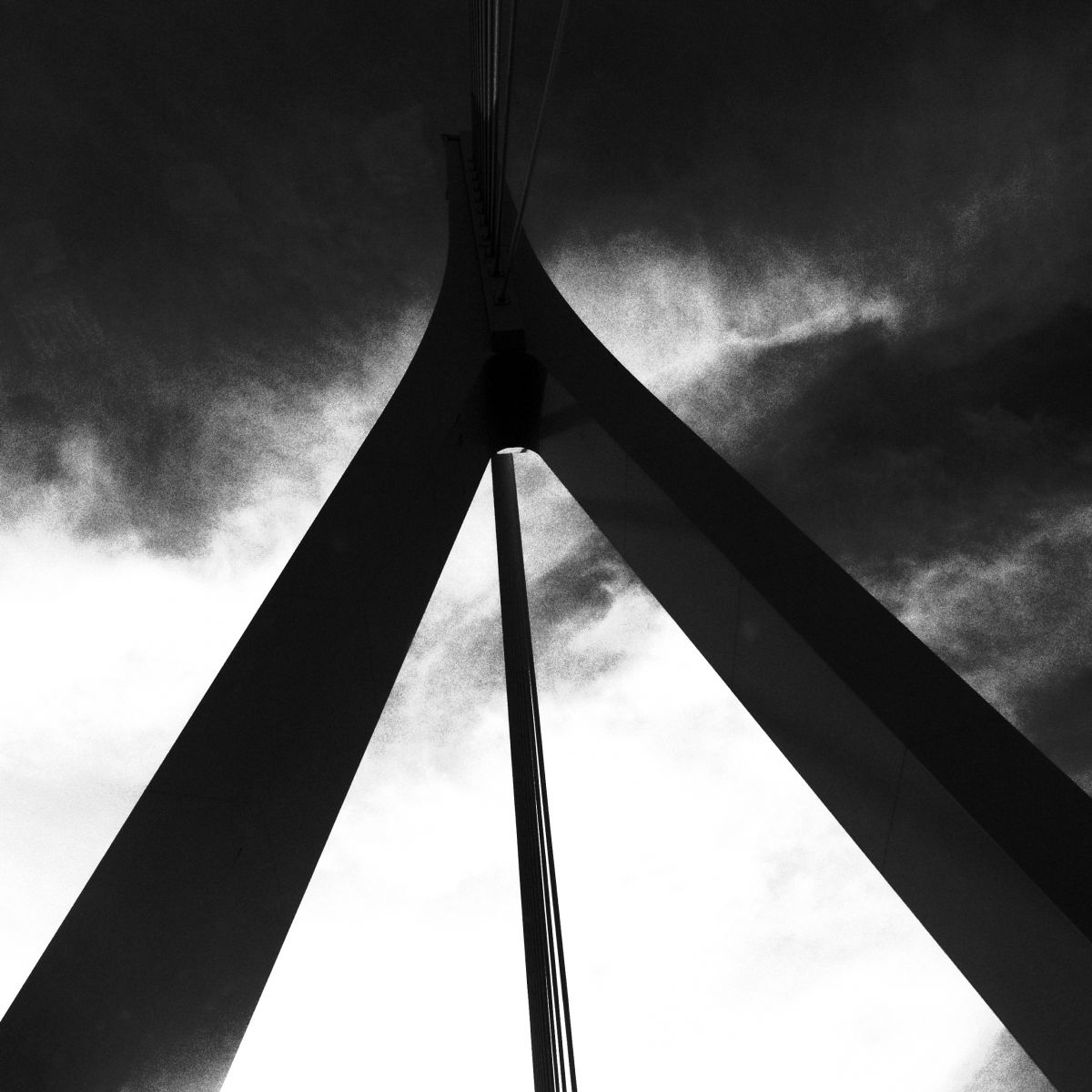 Through the bridge. | GANREF