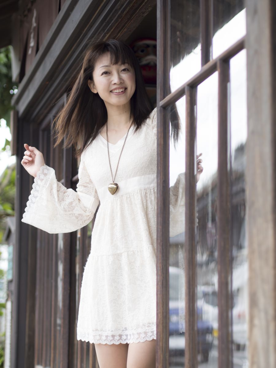 sunny street 2 | GANREF