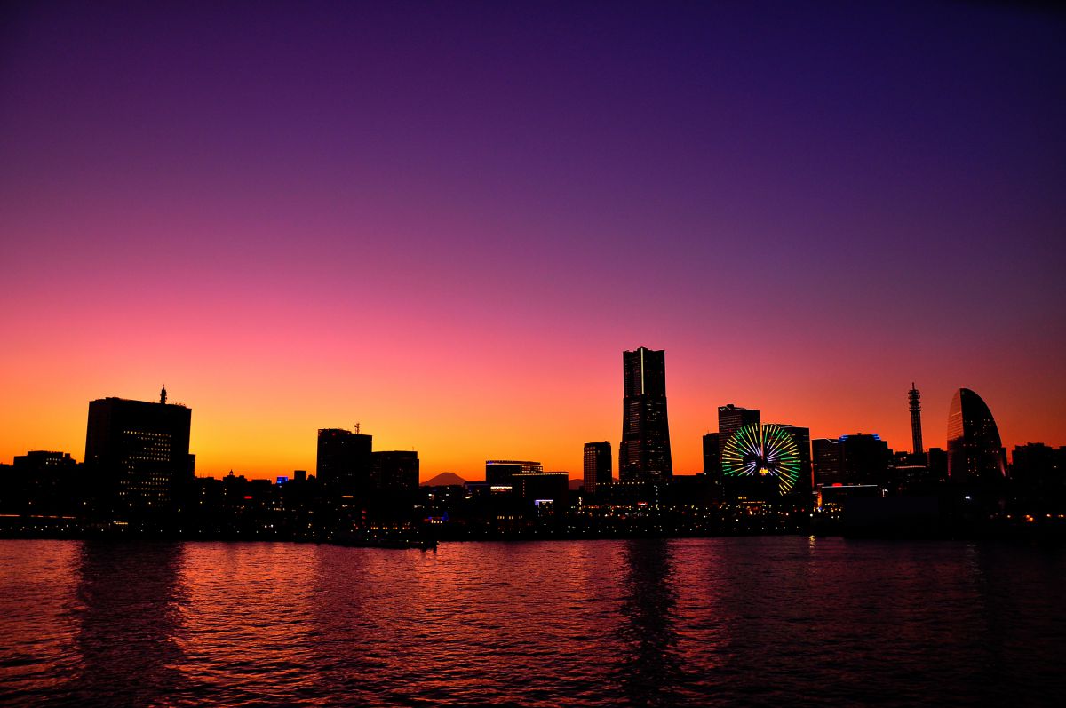 Twilight Waterfront | GANREF