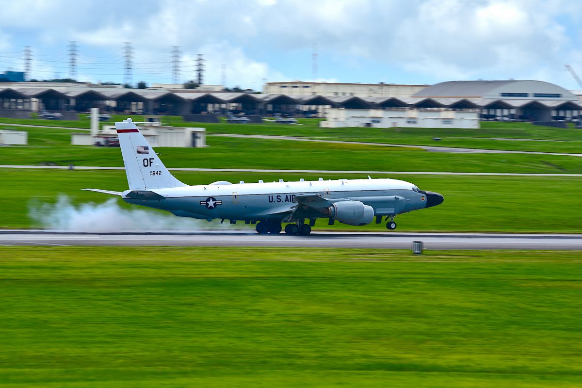 reconnaissance plane | GANREF