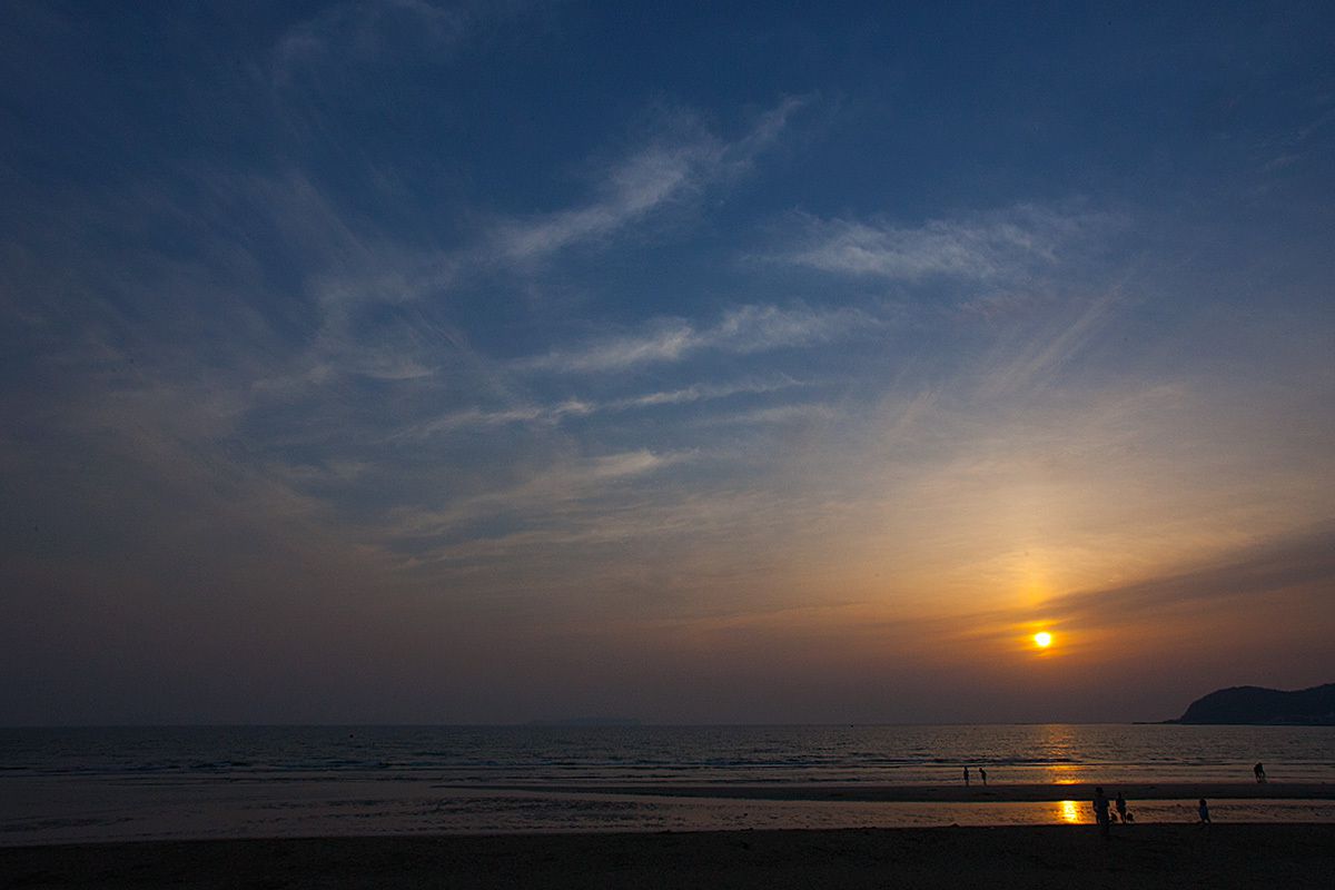 福岡・福間海岸の夕陽 | GANREF