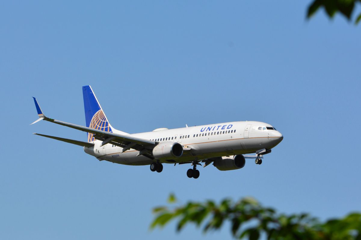 United N33294 | GANREF
