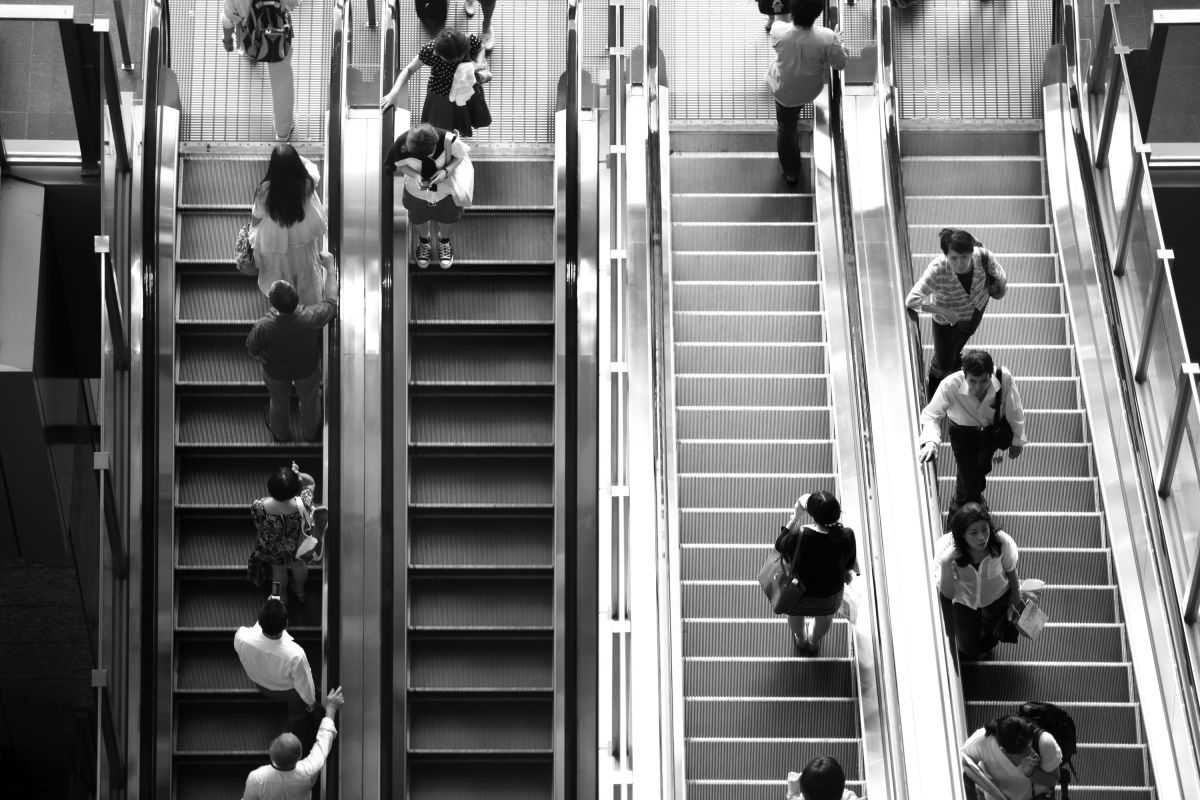 UP_DOWN.JPG | GANREF