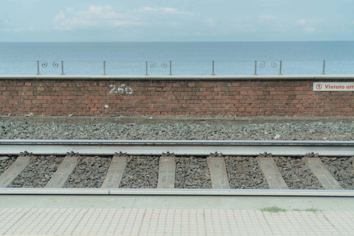 Horizon, Wall, Rail, Platform | GANREF