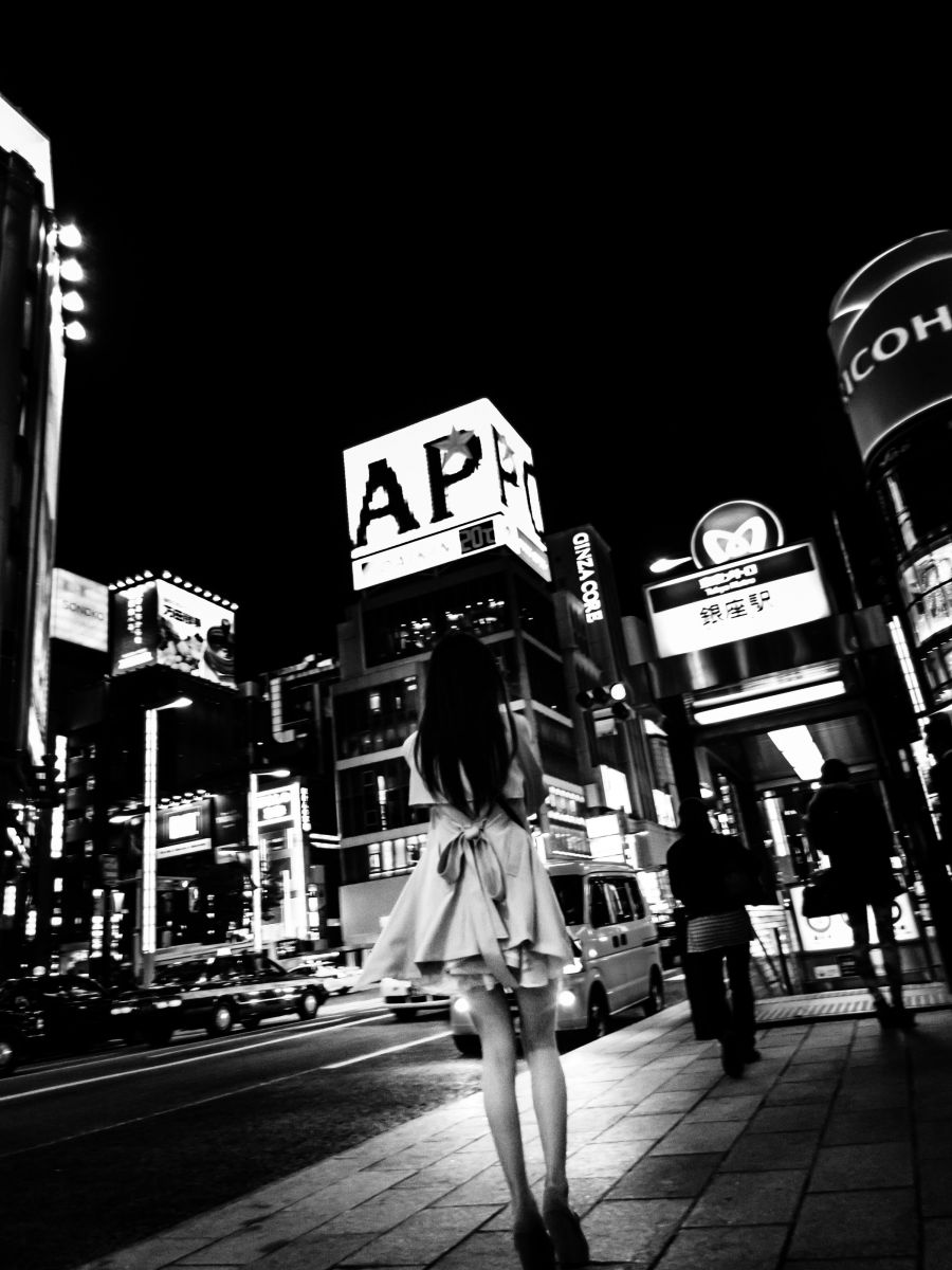 Waiting You at Ginza | GANREF