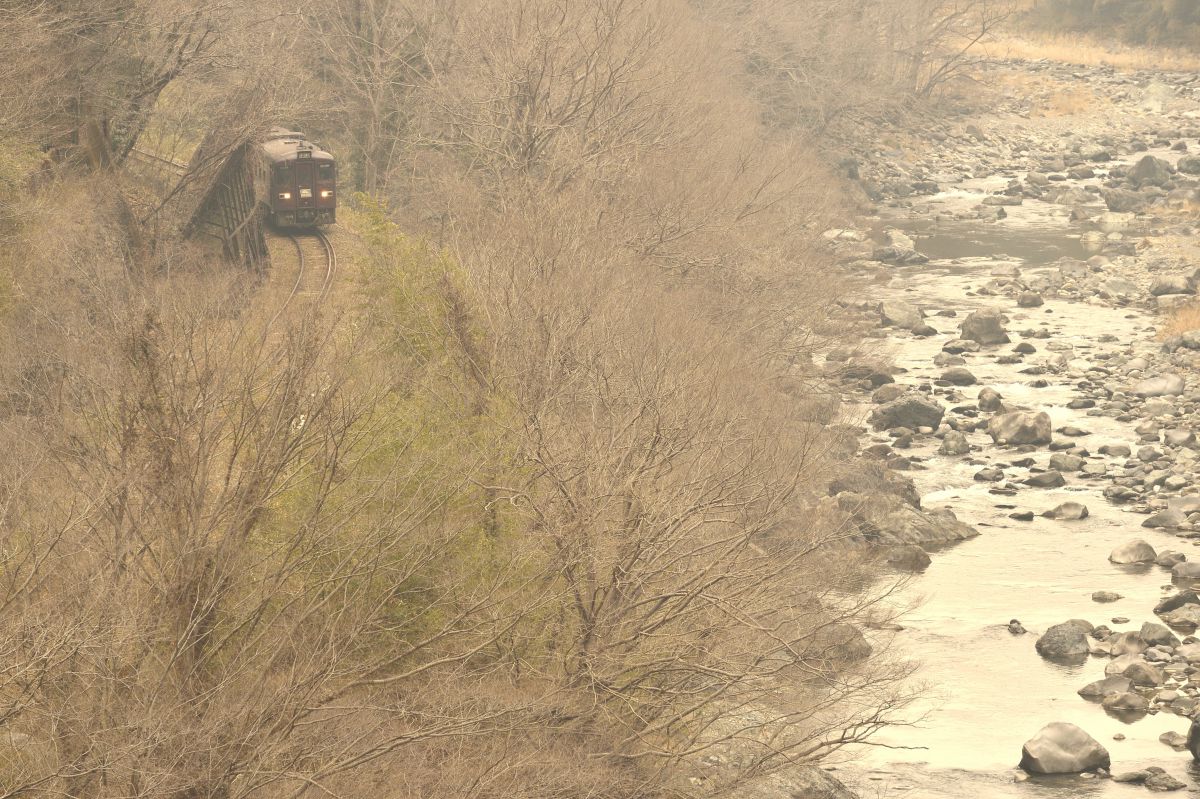 優しい時間 03 | GANREF