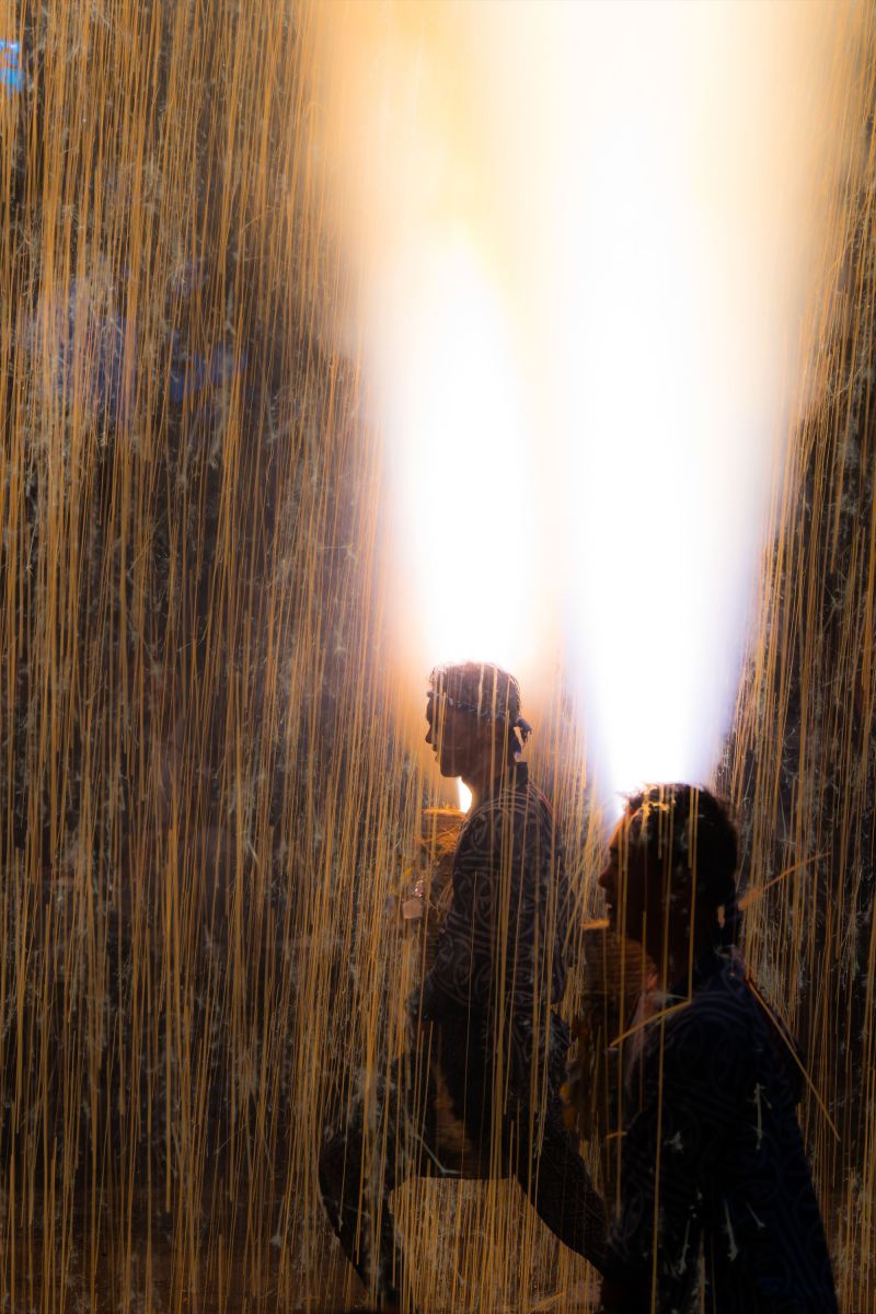 Sparkling rain 2 | GANREF