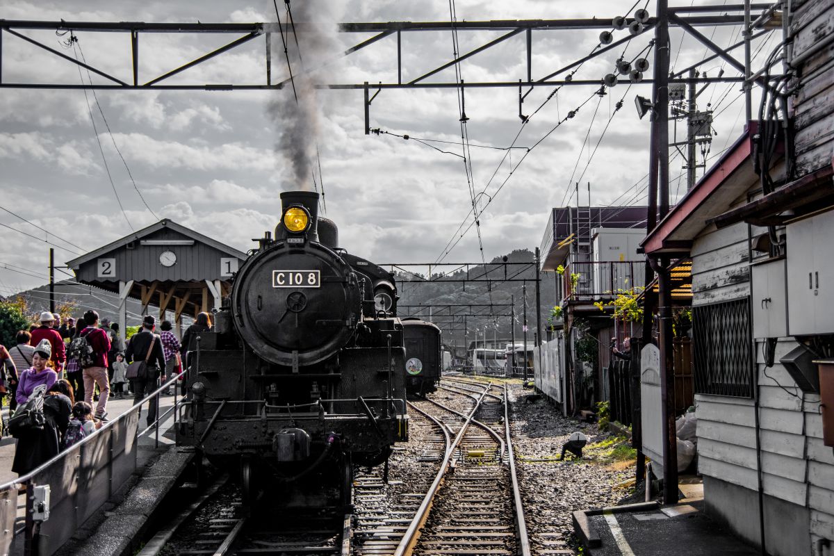 凛凛しく | GANREF