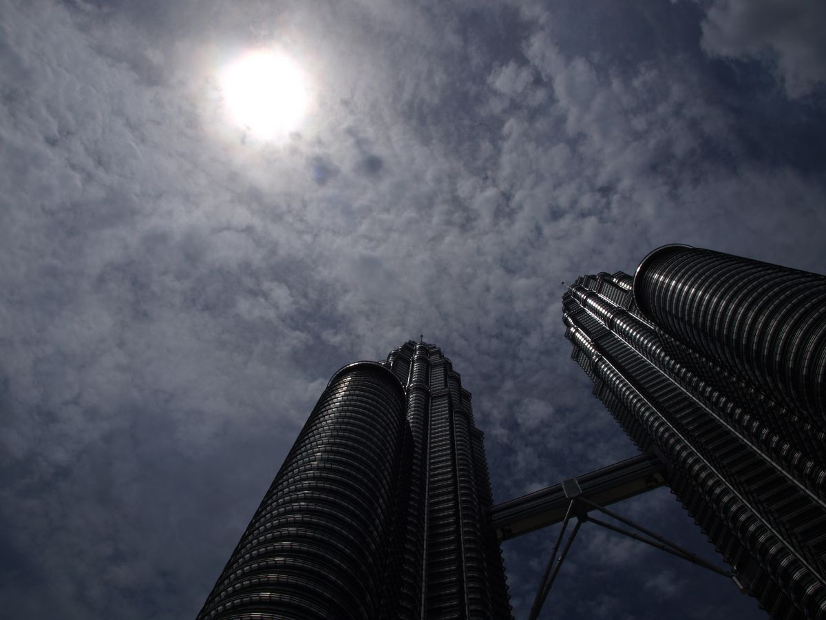 Petronas Twin Towers | GANREF