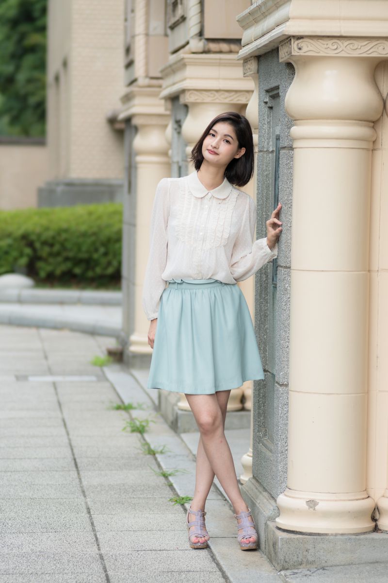 Romanesque Lady | GANREF