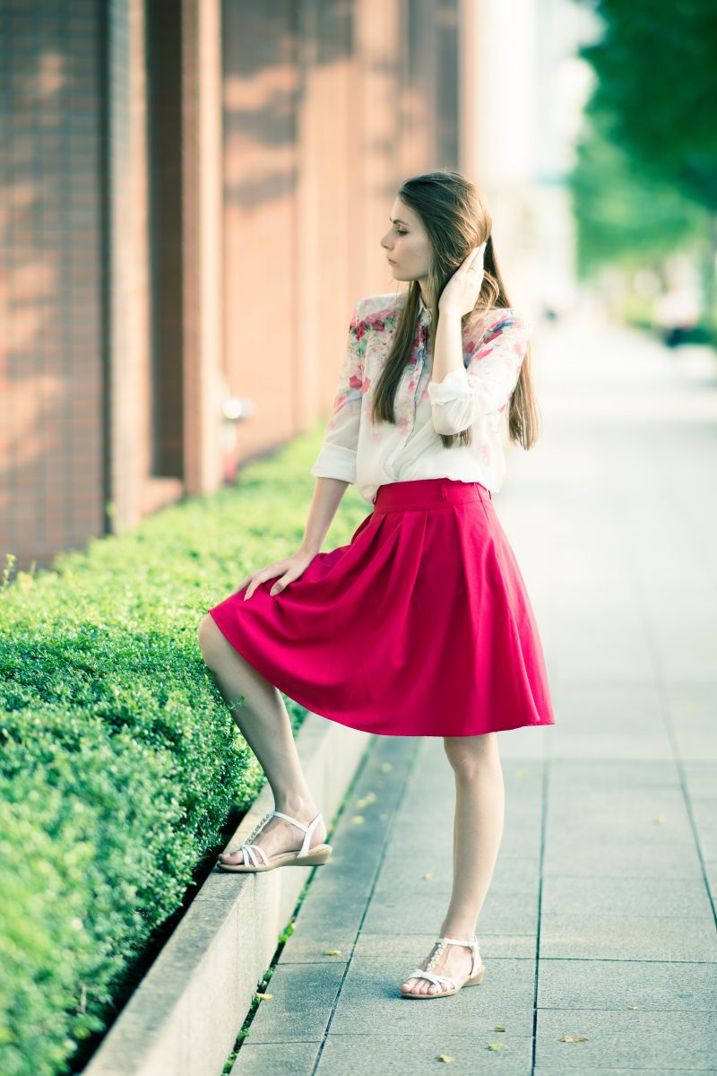 Stylish Lady | GANREF