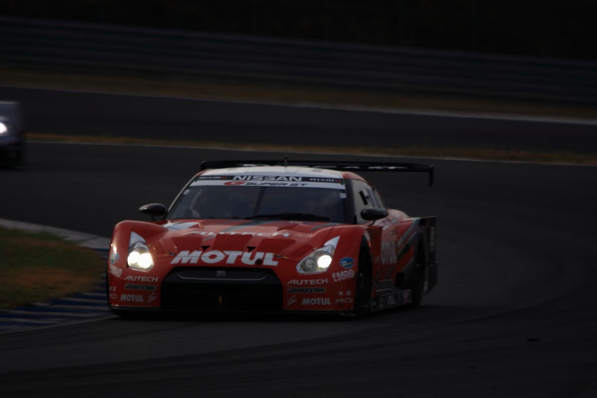 MOTUL AUTECH GT-R | GANREF