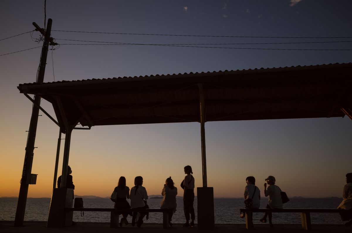 沈む夕陽 | GANREF