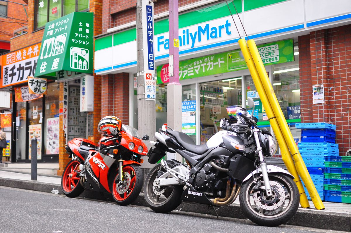 先輩のVFRと。 | GANREF