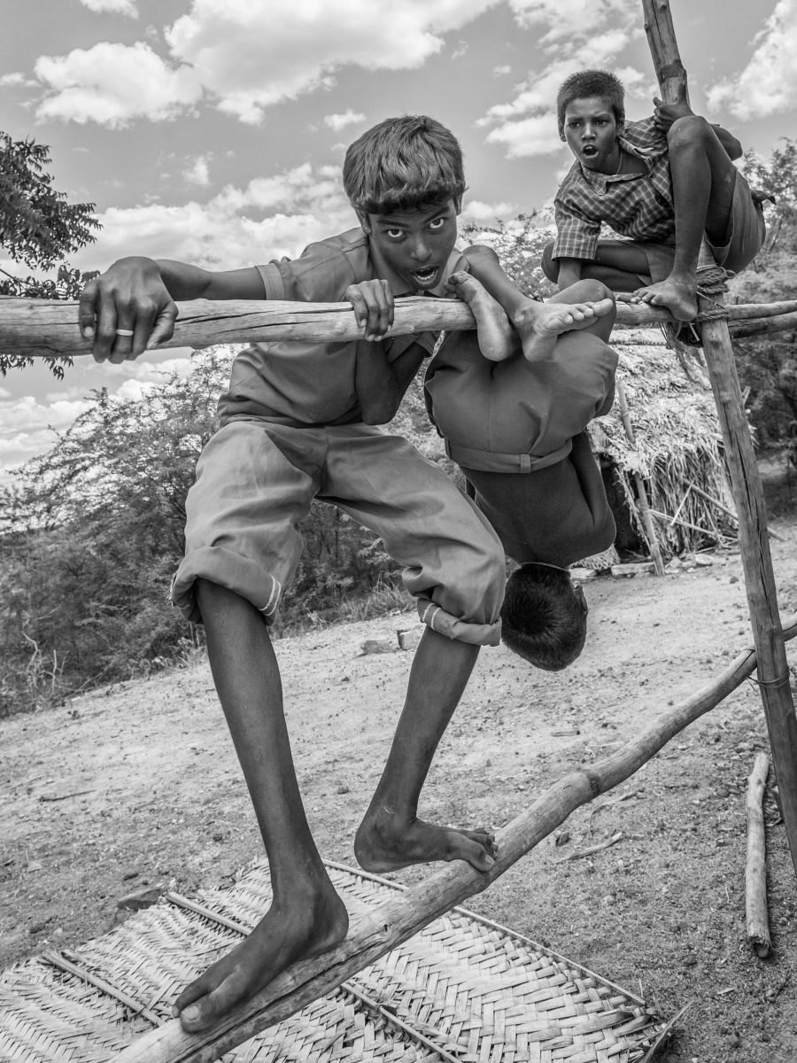 Naughty Boys | GANREF