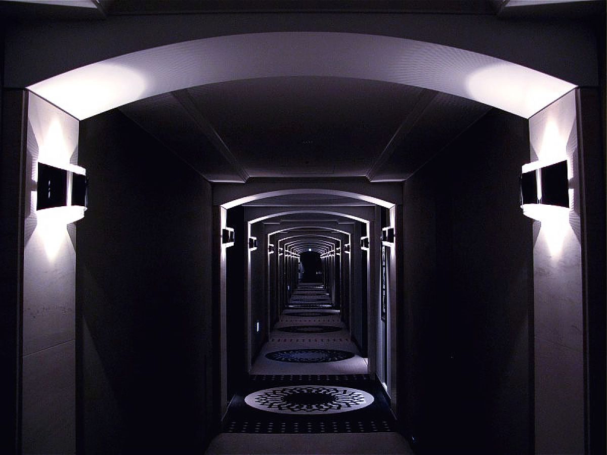 疑惑の通路 | GANREF