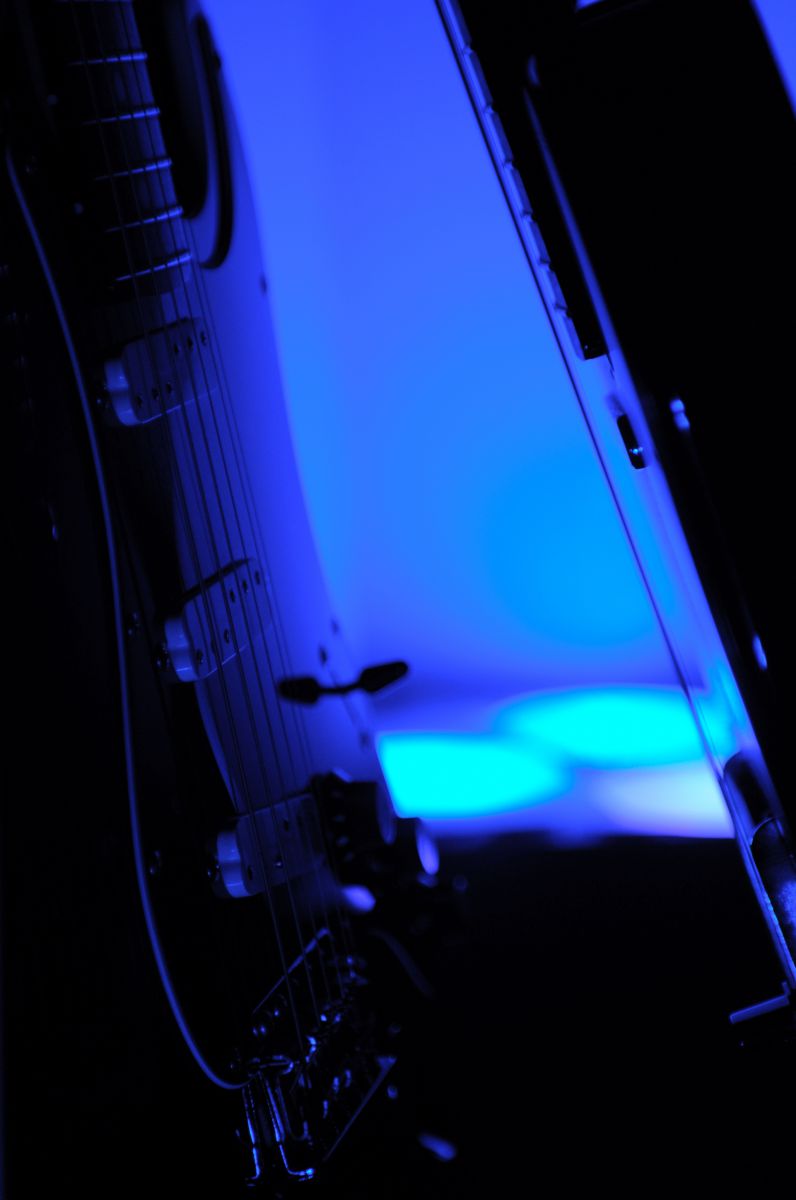 Twin Guitars | GANREF