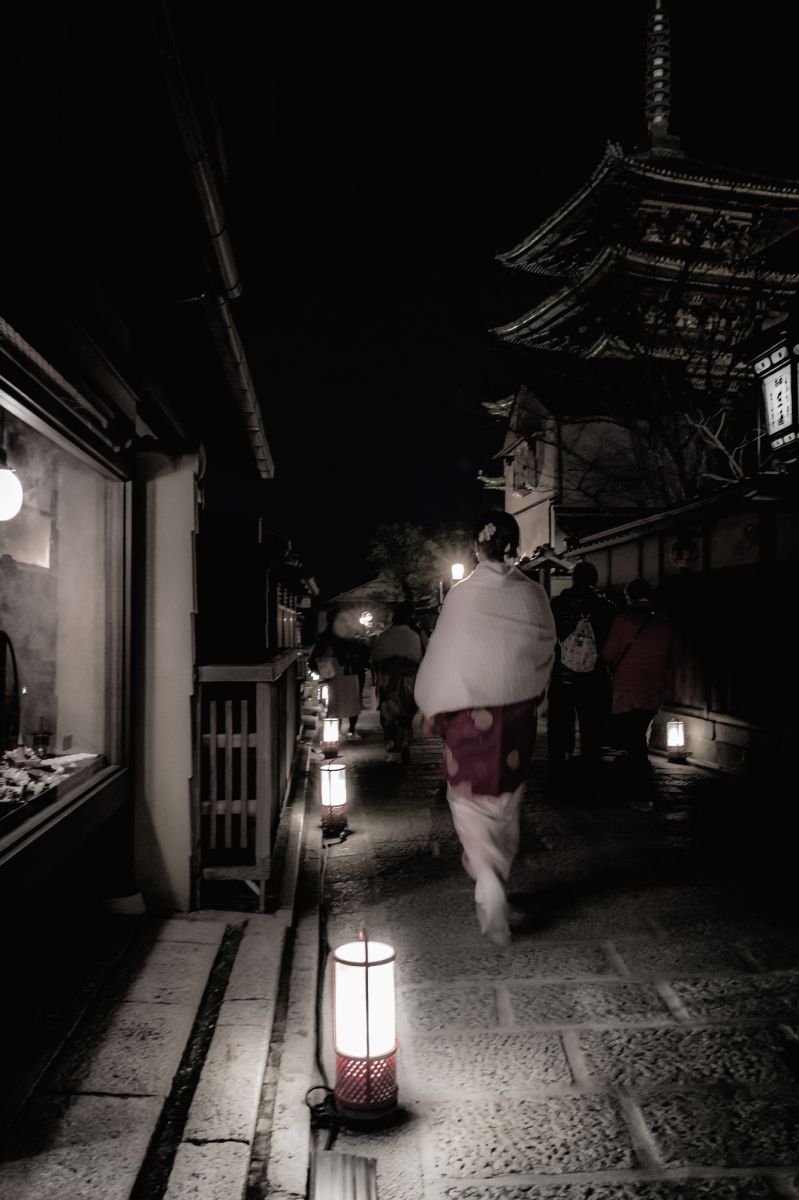 和服美女に続け | GANREF