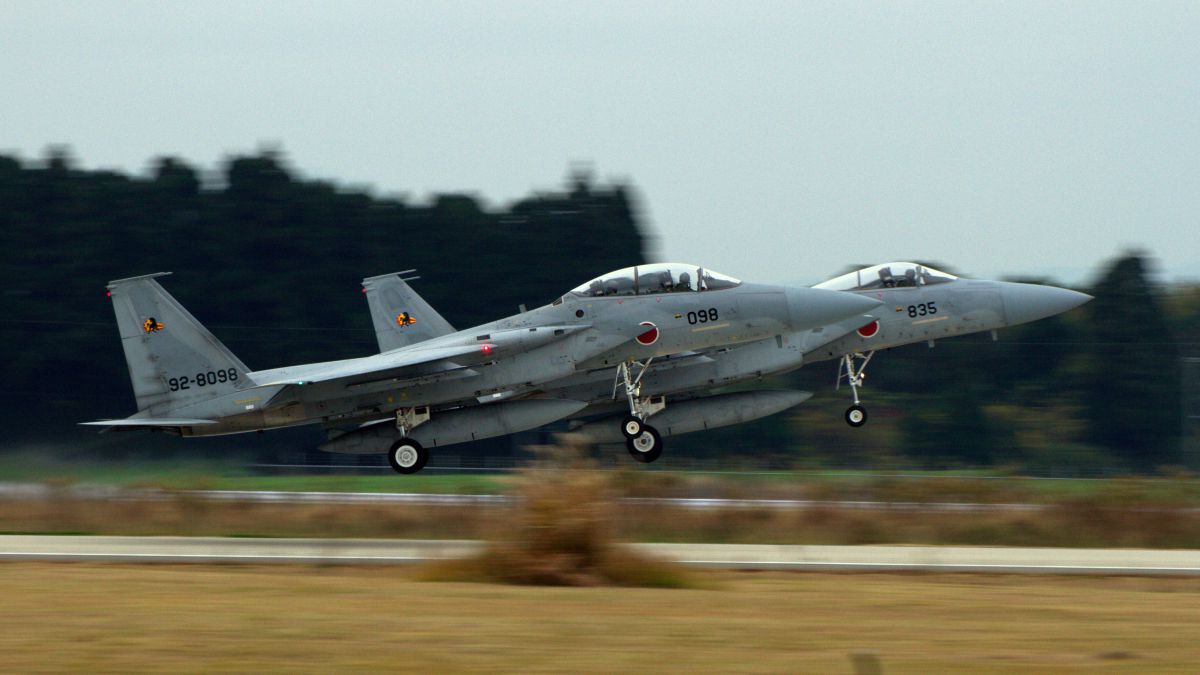 Side by side | GANREF