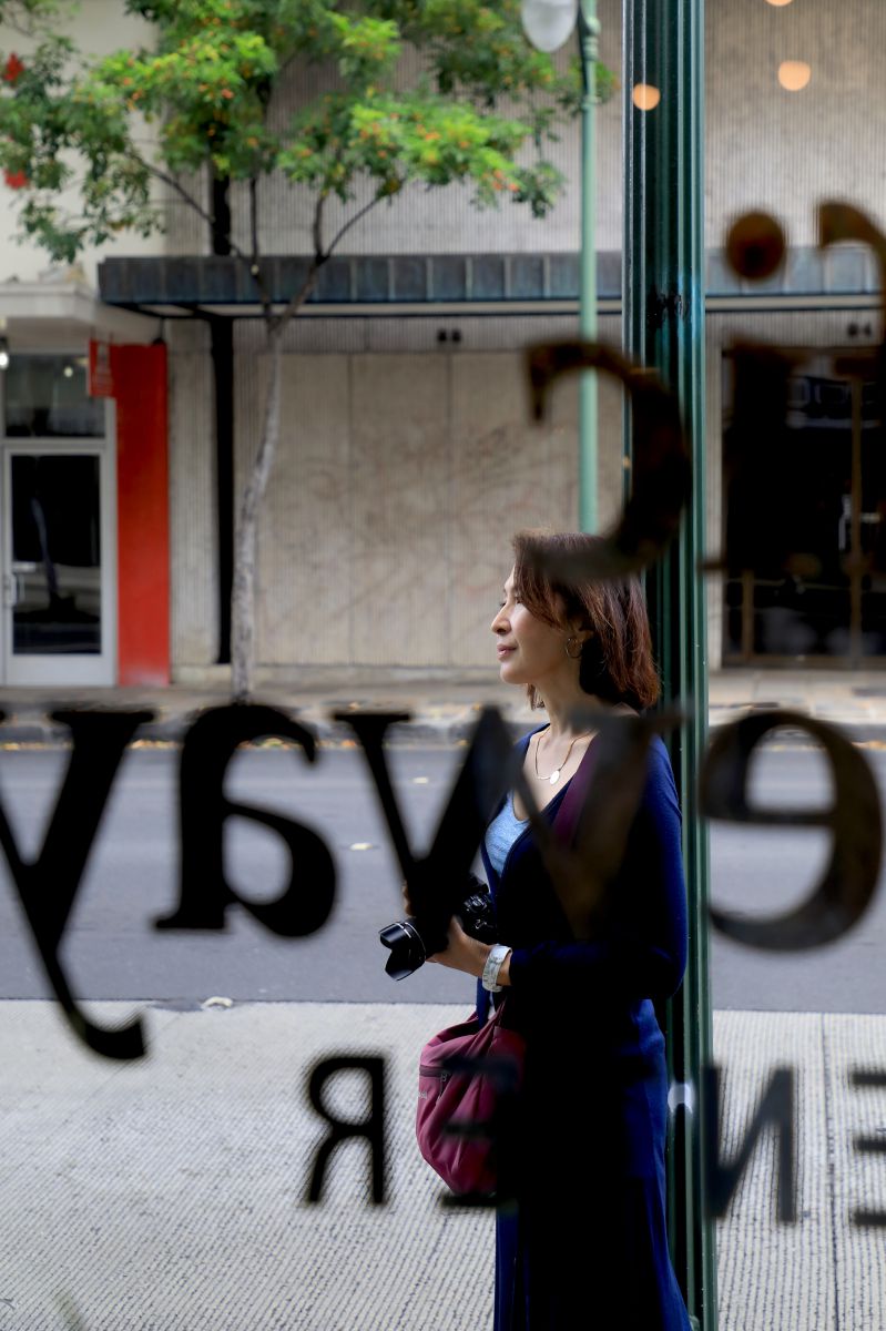 窓越しの麗人 | GANREF