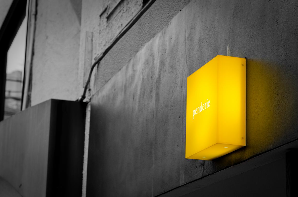 yellow light | GANREF
