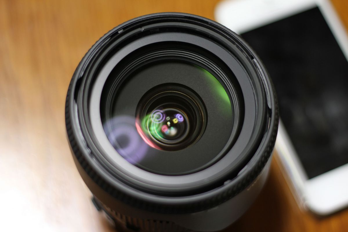 The Universe in a Lens | GANREF