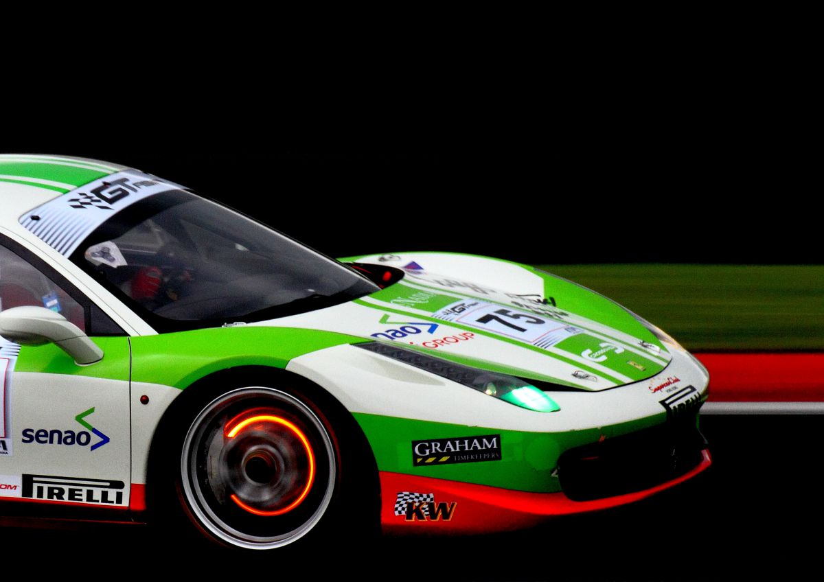 Hot Braking (FERARRI 458) | GANREF