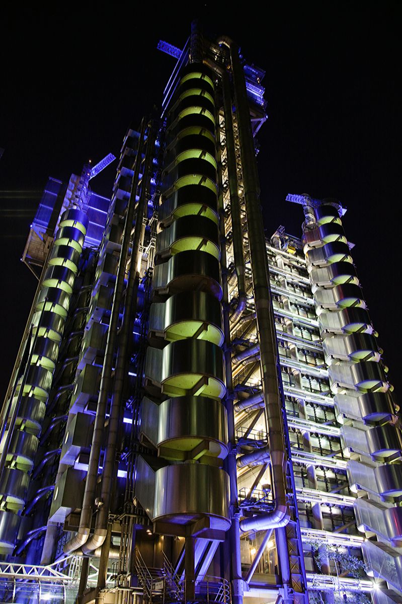 The Lloyd's Building at Night | GANREF