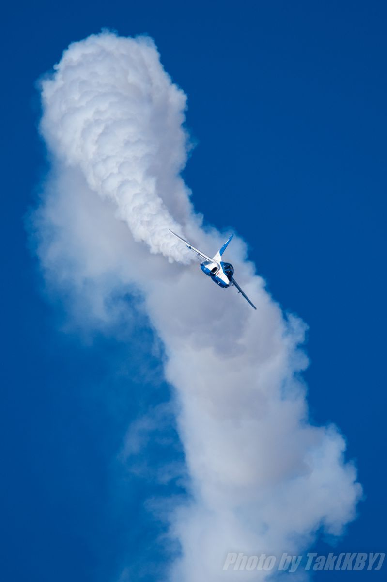 Low Angle Cuban Take-off | GANREF