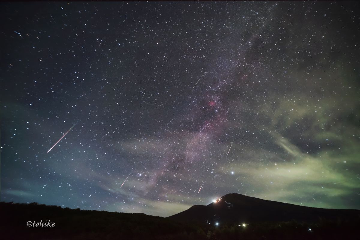 Perseid Meteor Shower with Mt. Fuji | GANREF