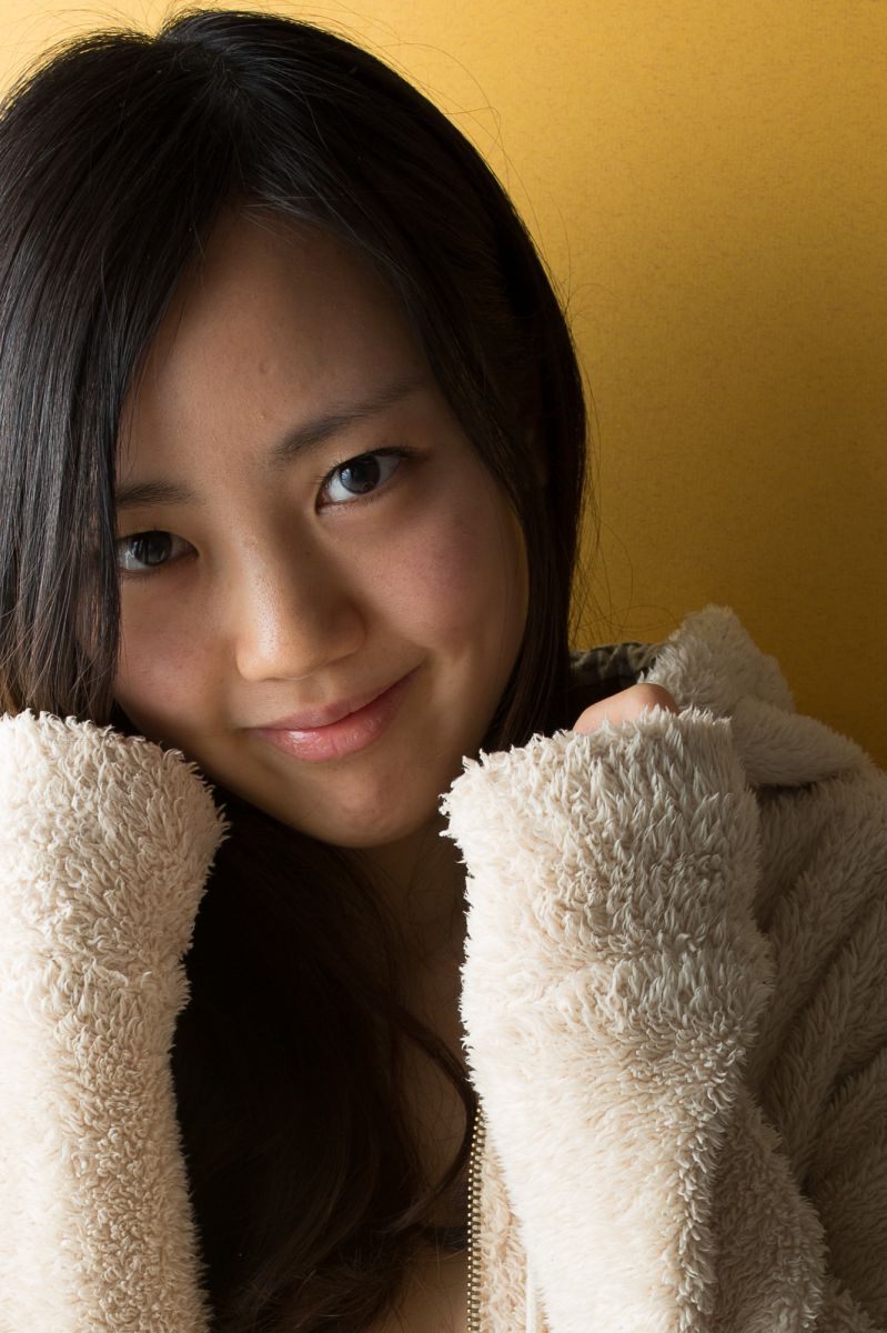 Please make it warm. | GANREF