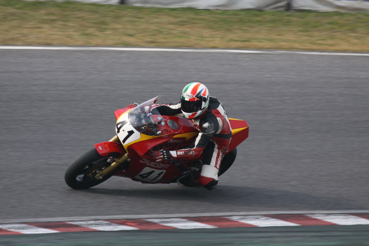 Clubman Road Race - 6 | GANREF