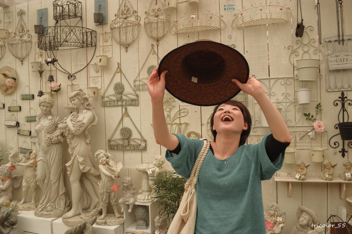 Venus Smile | GANREF