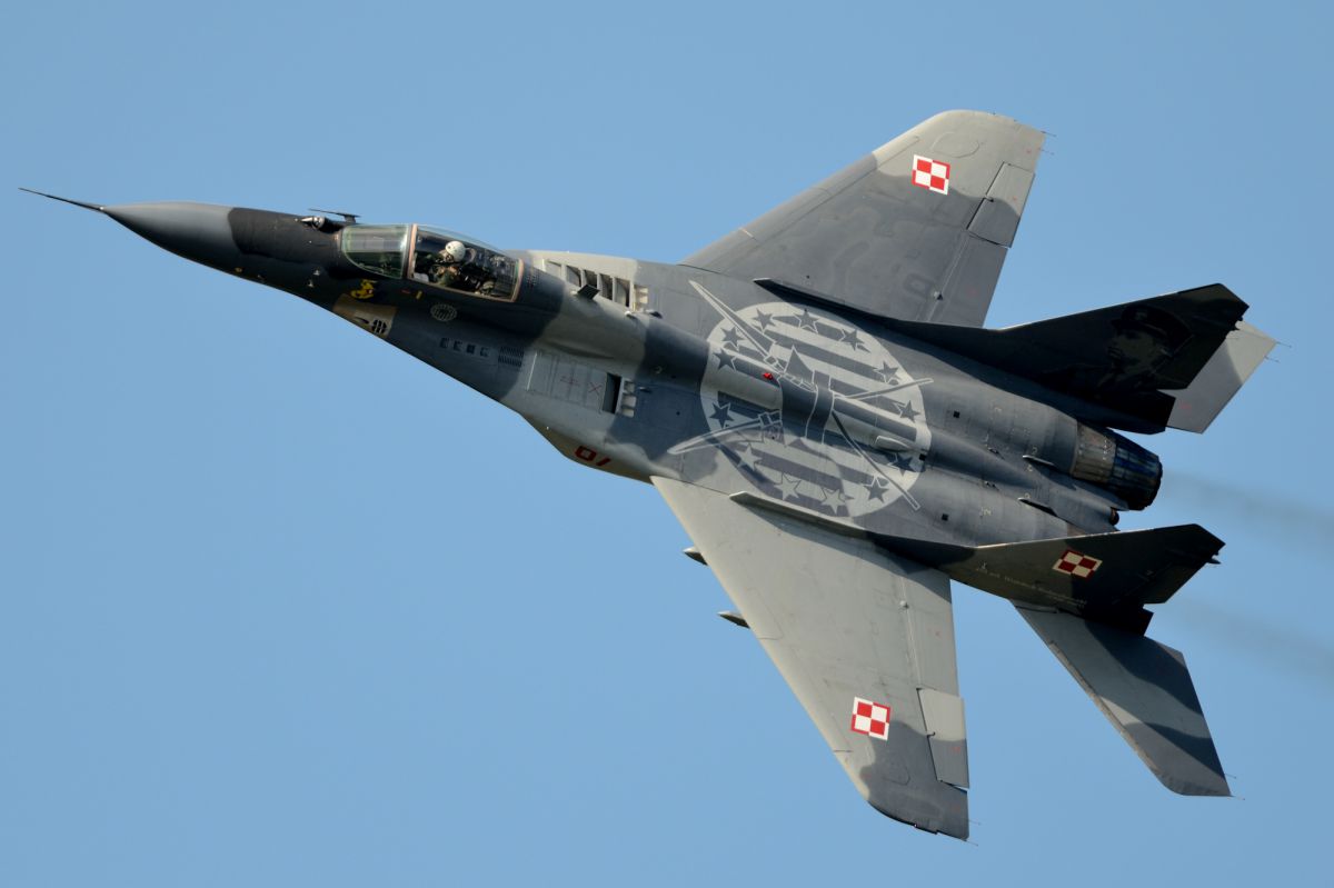 Knife Edge 』 | GANREF