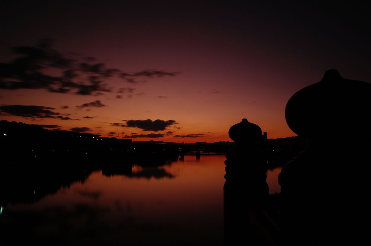 dramatic evening | GANREF