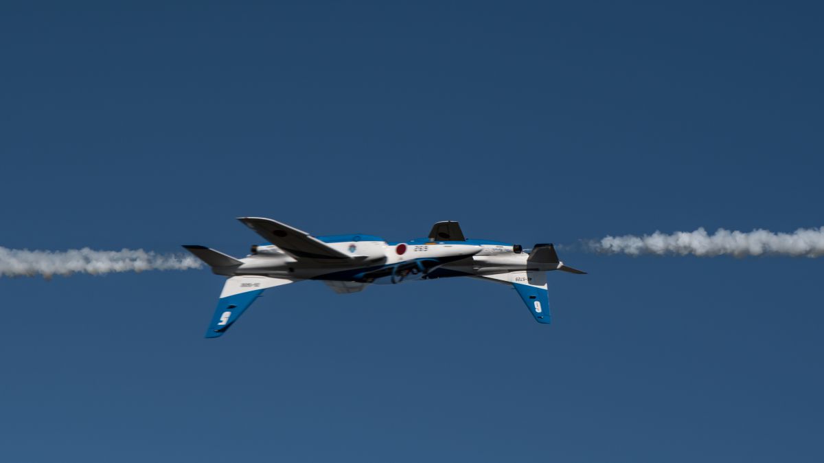 TAC CROSS of Blue Impulse | GANREF