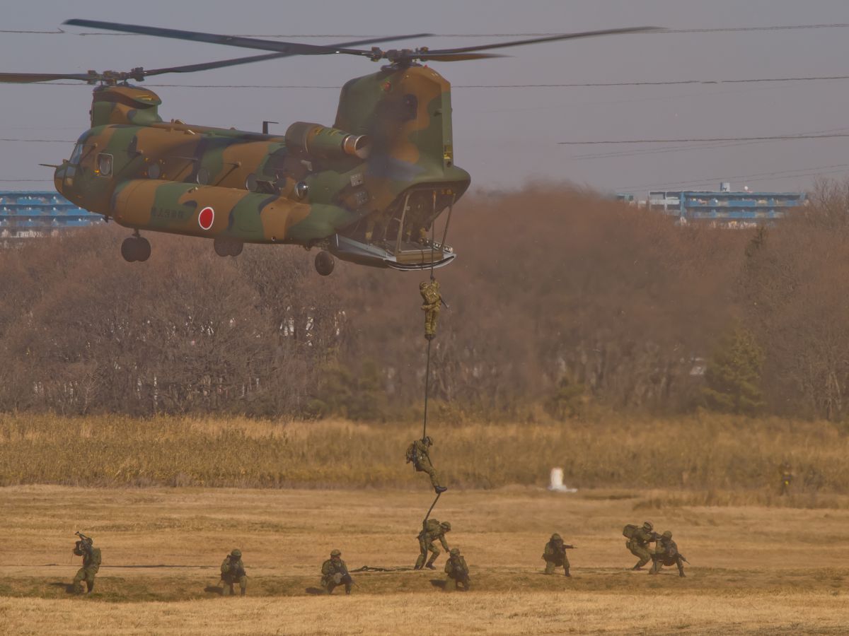 CH-47 チアヌーク 降下開始 | GANREF