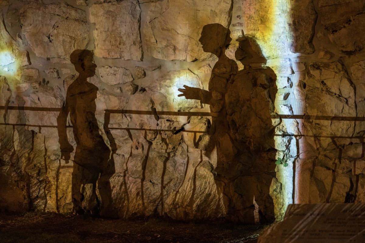 Talking Aliens ～ | GANREF