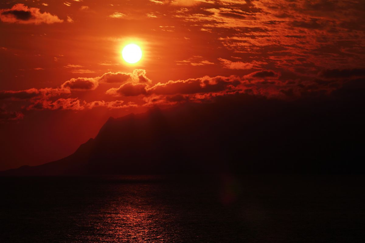 Crimson sunset･･･。 | GANREF