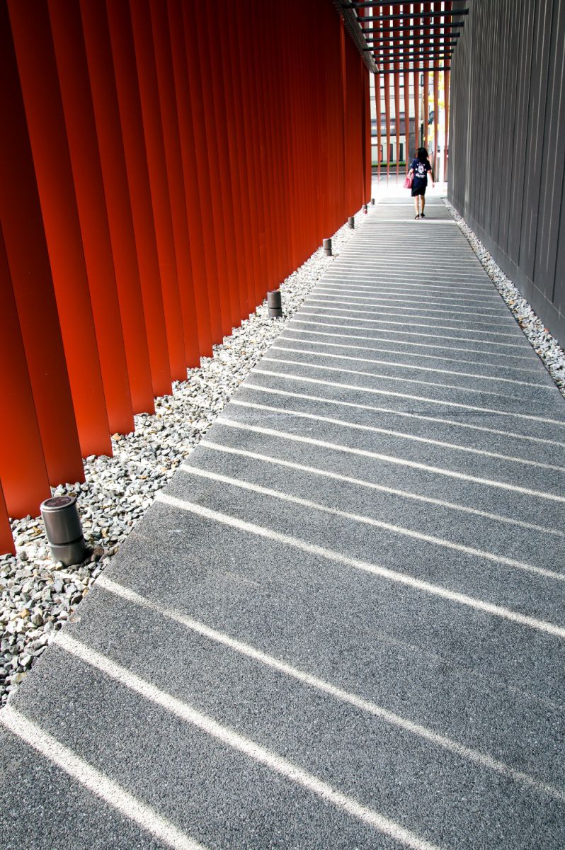 「Corridor of light」 | GANREF