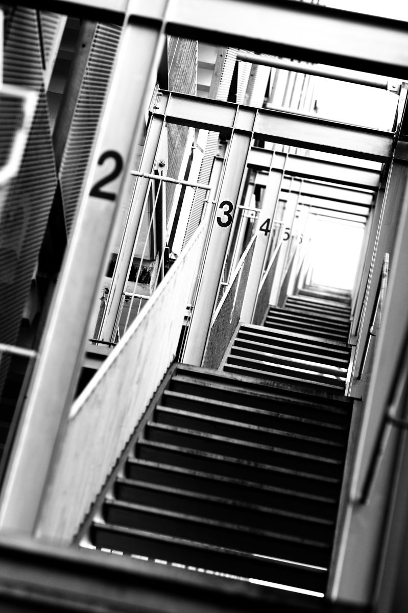 flight of stairs | GANREF