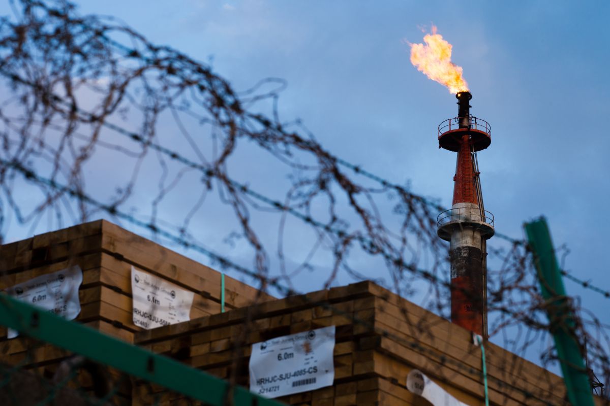 fire in dawn | GANREF