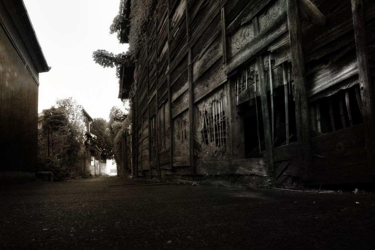 Pathetic sight. | GANREF