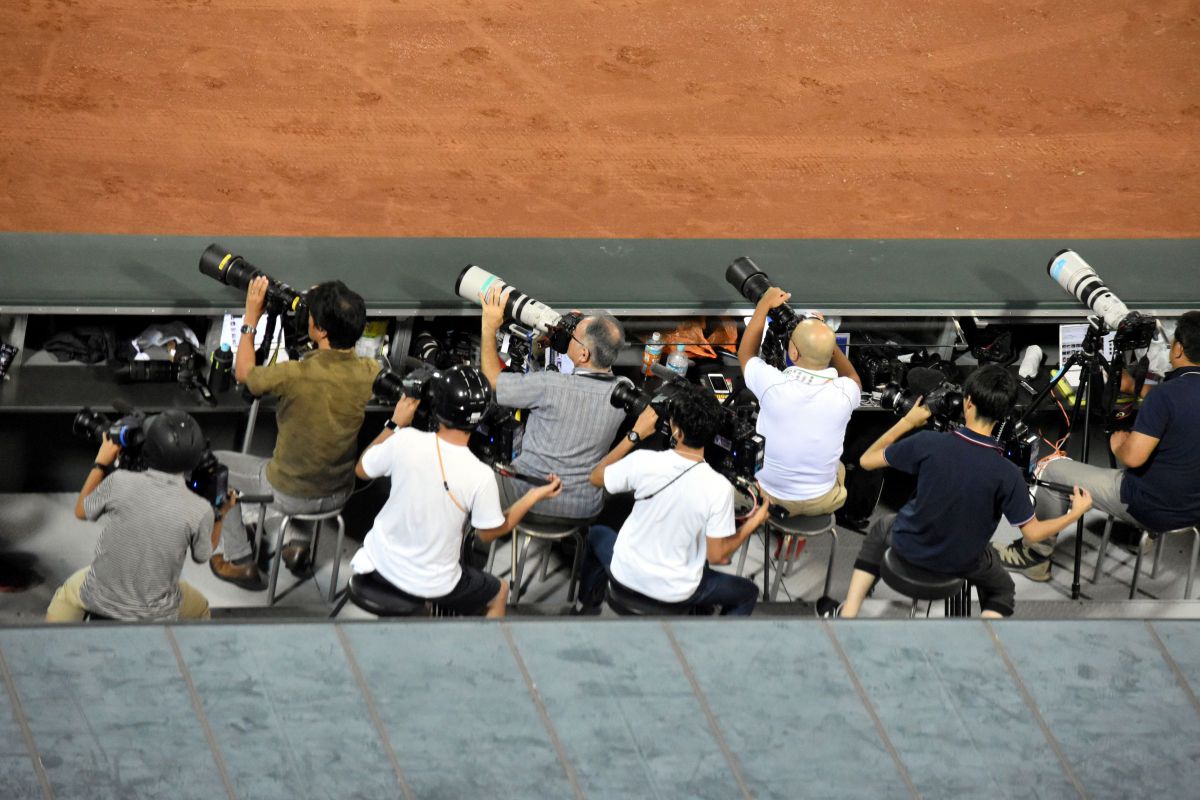 SYNCHRONIZED | GANREF